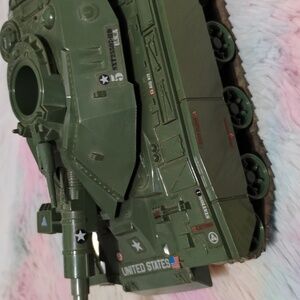 Hasbro | Toys | Gi Joe Mobat Motorized 982 Battle Tank W 3 8s Vintage ...